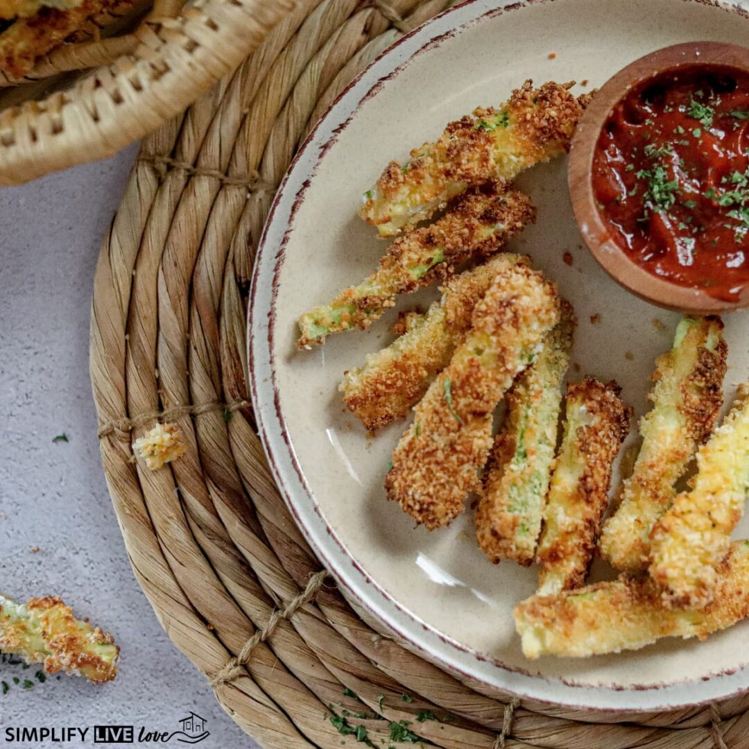 How to Make Air Fryer Zucchini Fries even Skeptics will Love - Simplify ...
