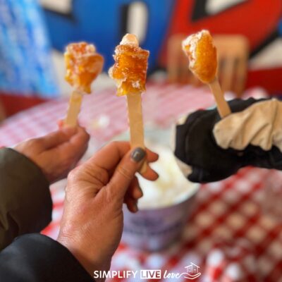 12 of the Most Famous Foods in Québec to try at Winter Carnaval ...